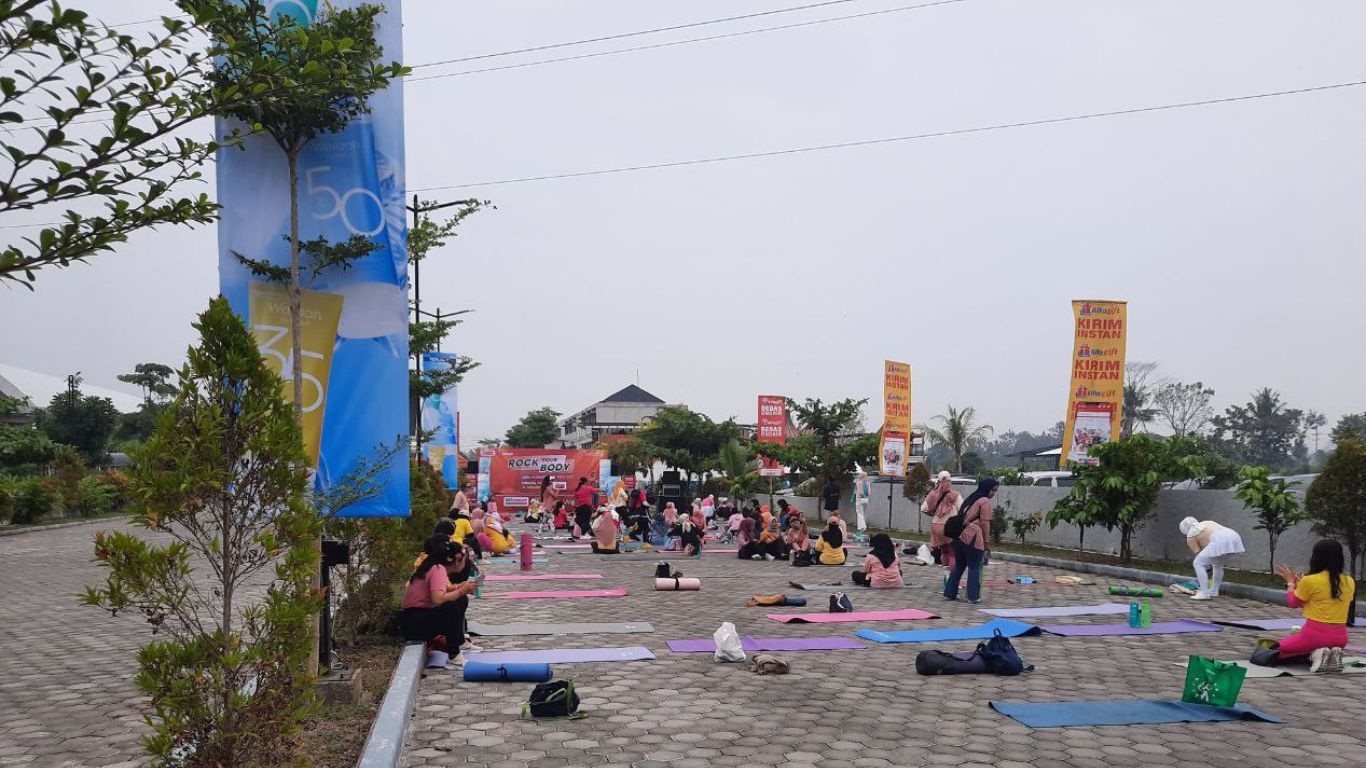 senam Pound fit bersama Alfamart di Yogyakarta